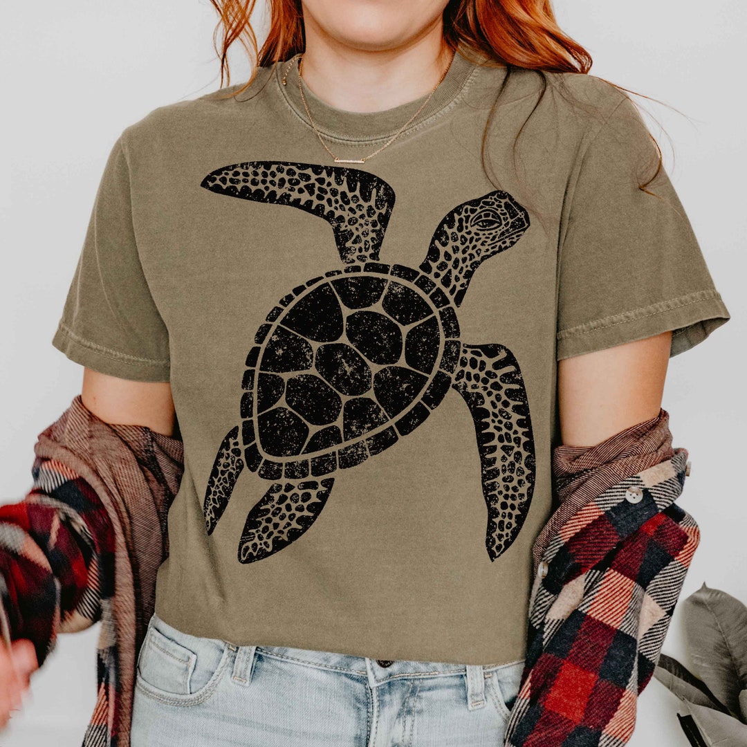 Sea Turtle Shirt, Trendy Sea Turtle Graphic Tee, Womens Ocean T-shirt ...