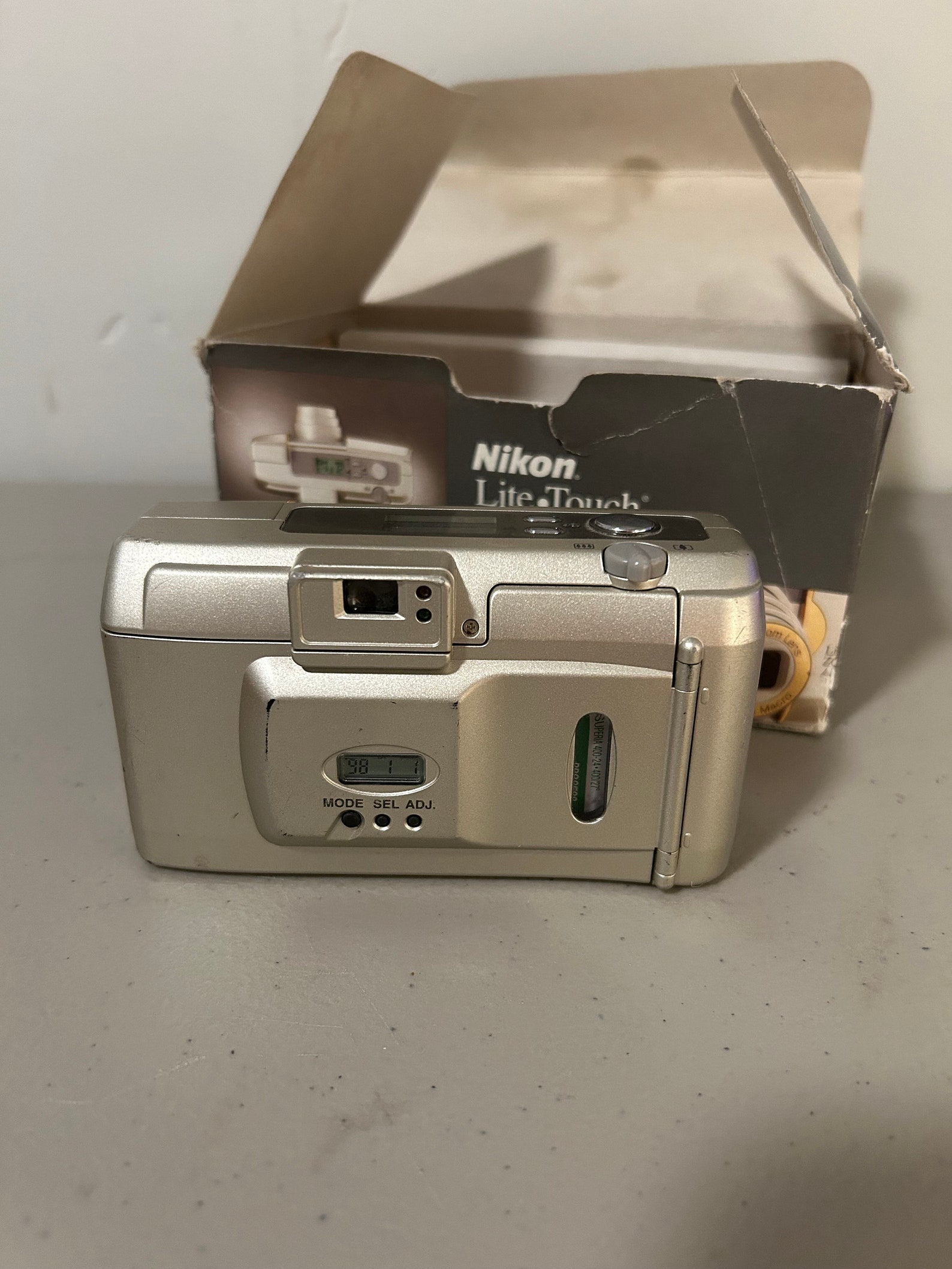 Nikon Lite Touch Zoom 110 S Quartz Date 35mm Film Camera W/ Box ...