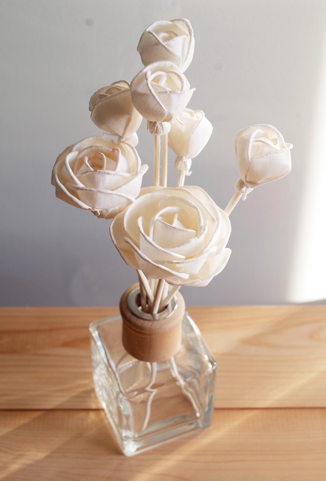 10-30pcs. Curl Roses No.6 Sola Flowers 2.5-5cm Dia. With Options of Mai ...