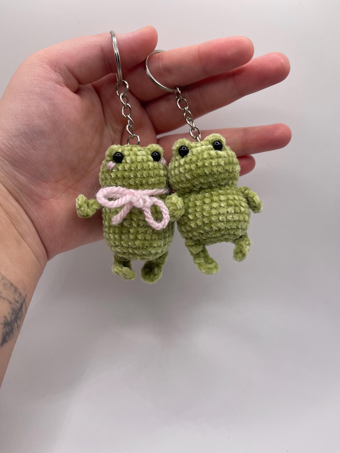 Cute Frog Crochet Keychain Handmade Cute Froggy Charm Kawaii Frog Gift ...
