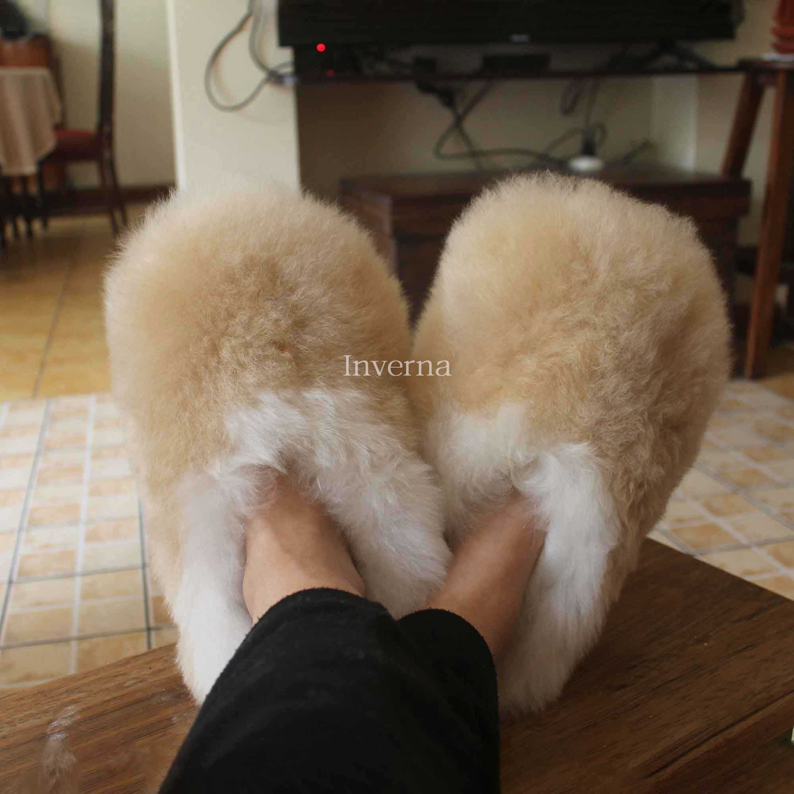 Peruvian Alpaca Unisex Fur Slippers caramelos Beige fluffy Winter ...