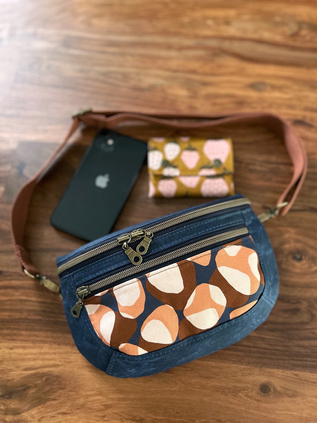 Clamshell Sling Bum Bag Fanny Pack Dusk Pebbles Party Blush - Etsy