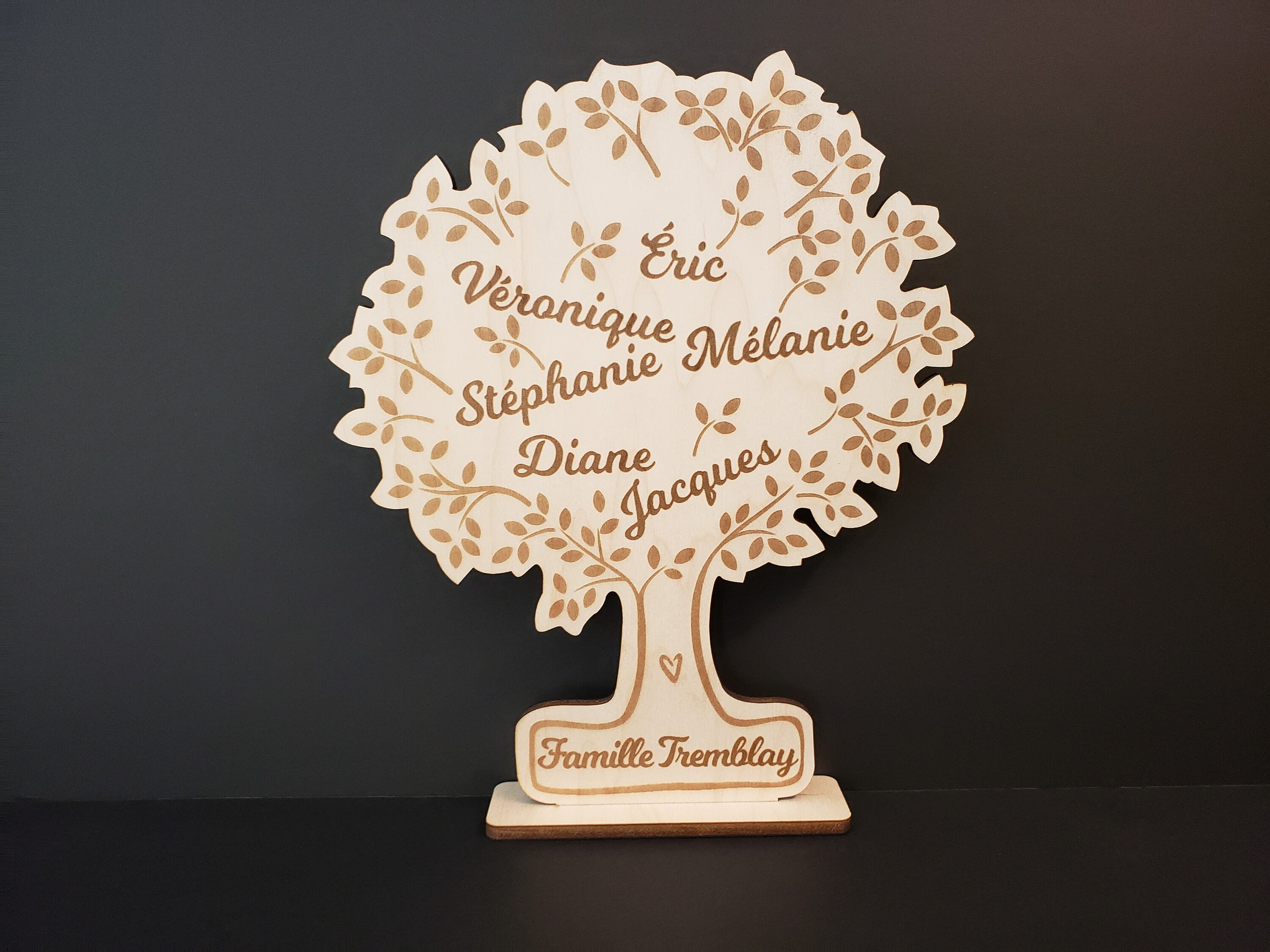 Custom Family Tree SVG File With Base - Personalized Wooden Tree of ...