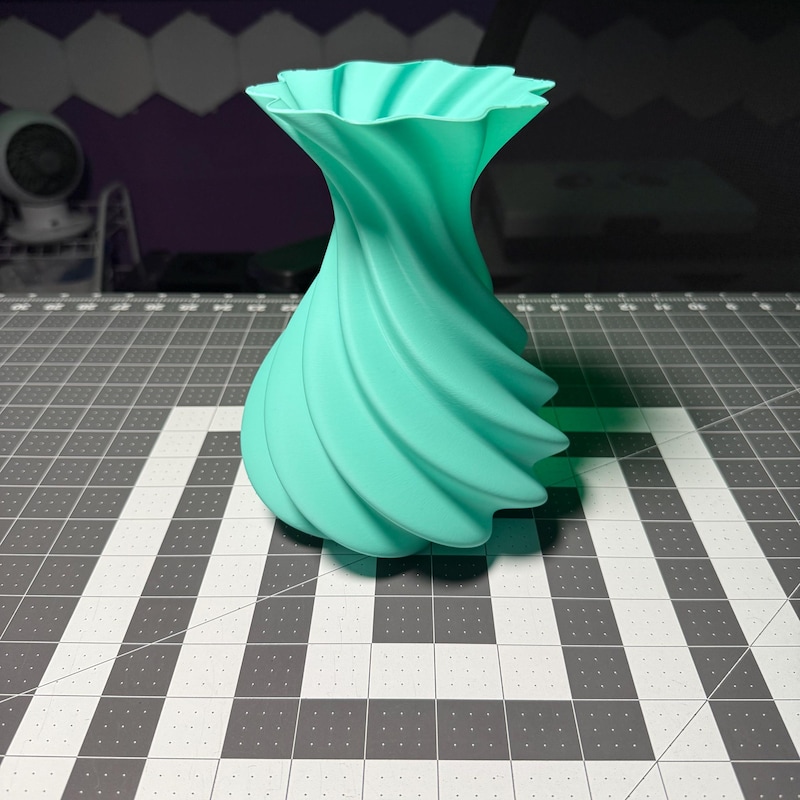 Swirl Vase - Etsy