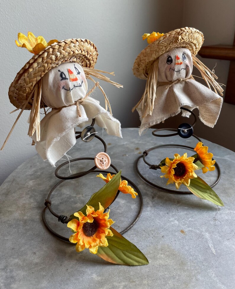 Vintage Bedspring Scarecrow, Fall Decor, Rustic Farmhouse Decor - Etsy