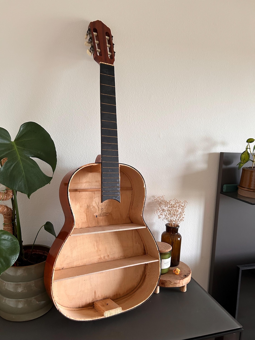 Guitar Shelf Wall Shelf Decoration Musical Instrument Case Shelf Shelf ...