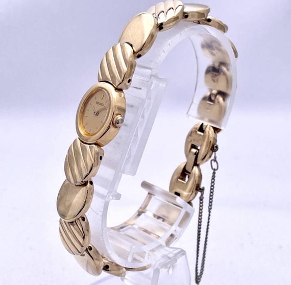 Seiko Women's Vintage Watch Quartz Gold - Gem