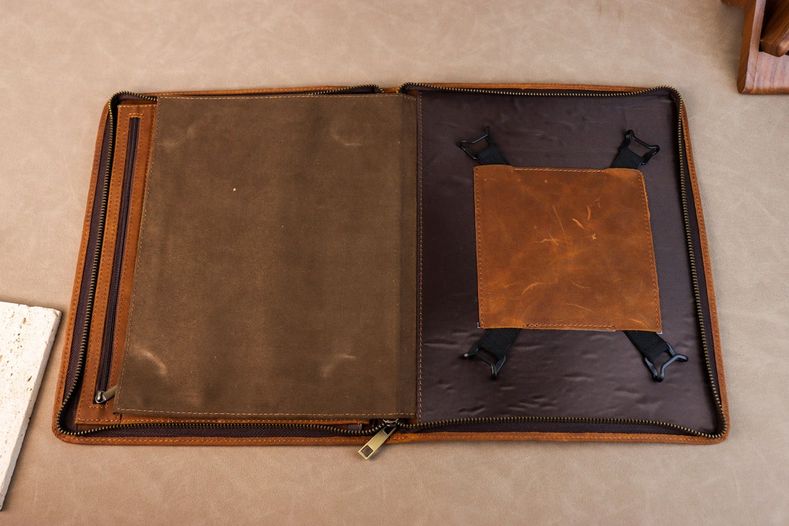 Personalized Portfolio Premium Leather With Zipper Closure, Elegant ...