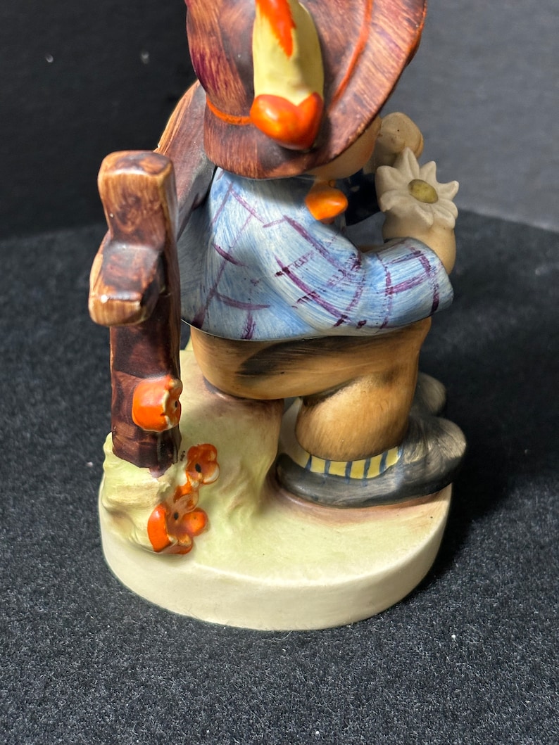 Hummel Figurine 174, Goebel Hummel, She Loves Me She Loves Me Not, TMK ...