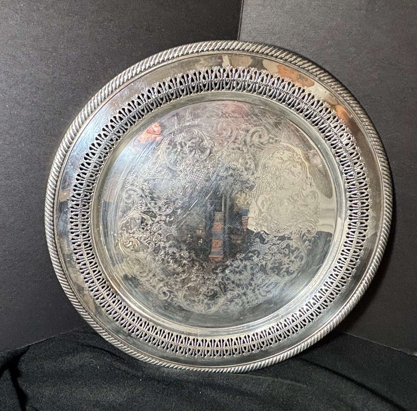 Vintage WM Rogers Plate 160 with an Etched Floral Design and Rope Trim ...