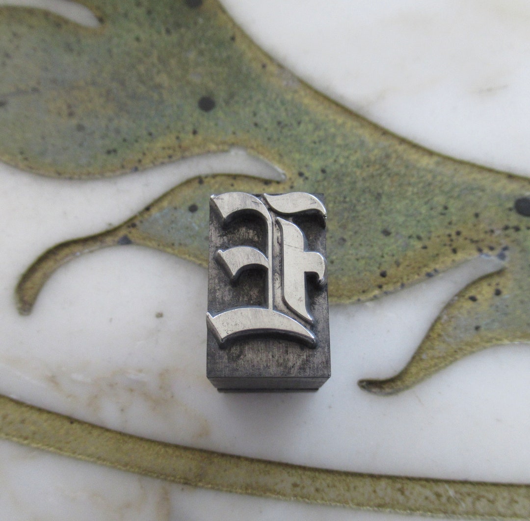 Initial S Engravers Old English Vintage Letterpress Printers Block ...