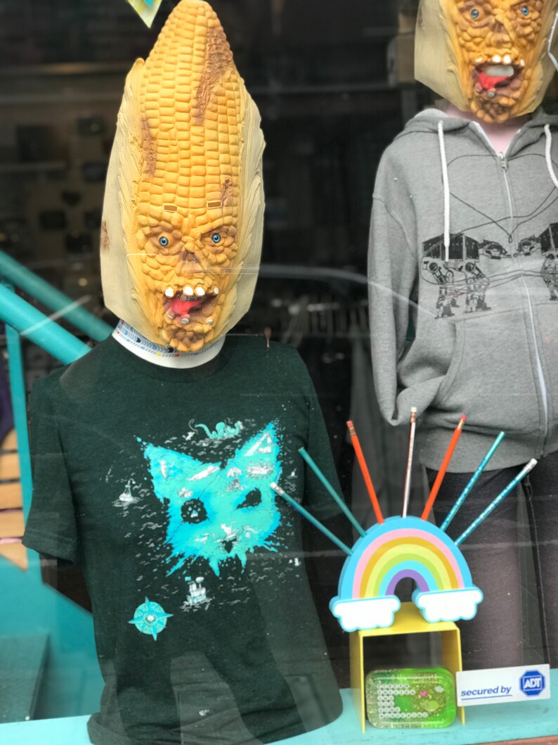 Shirt Catographer: the Cat Shaped Map | Etsy