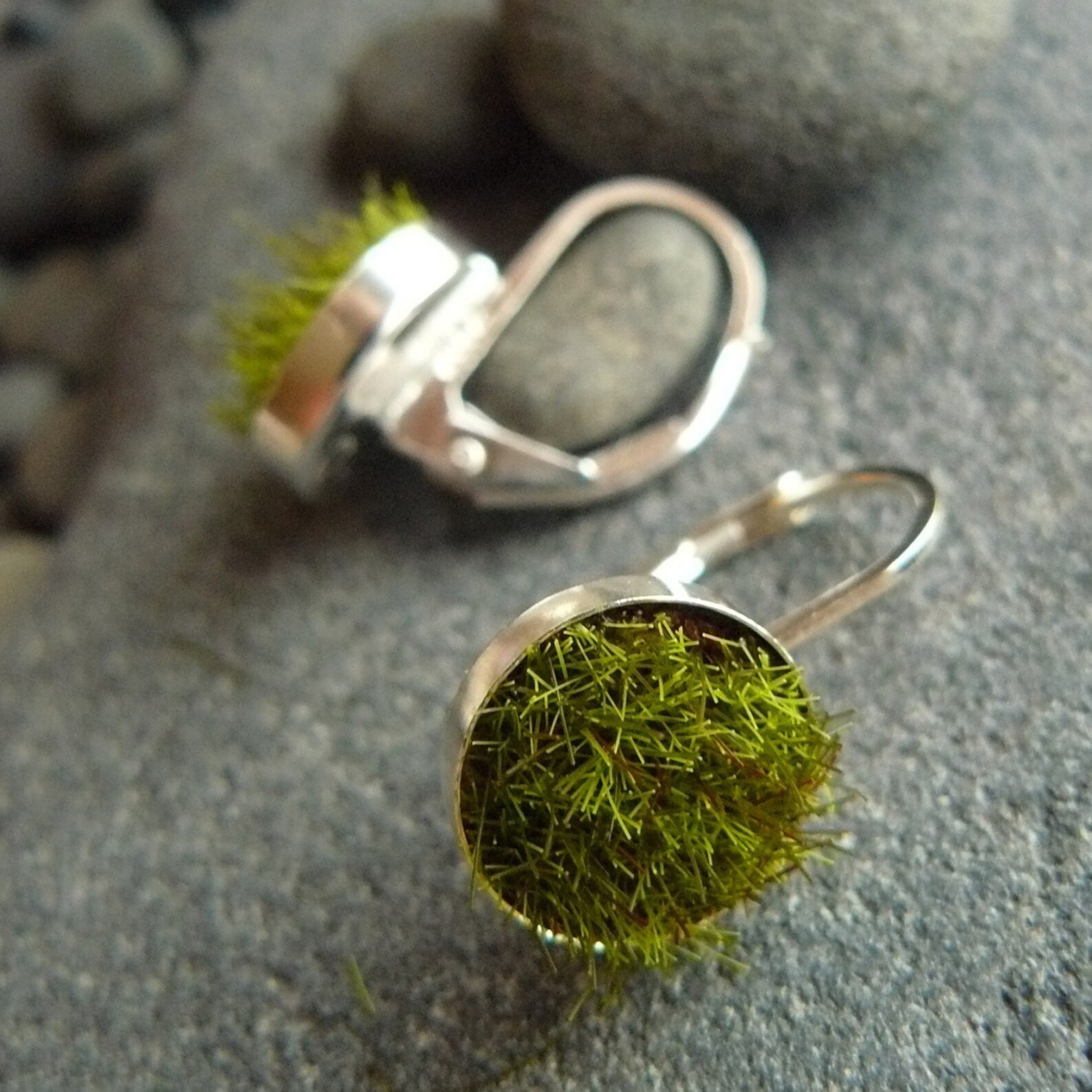 Gather Moss Earrings Medium - Etsy