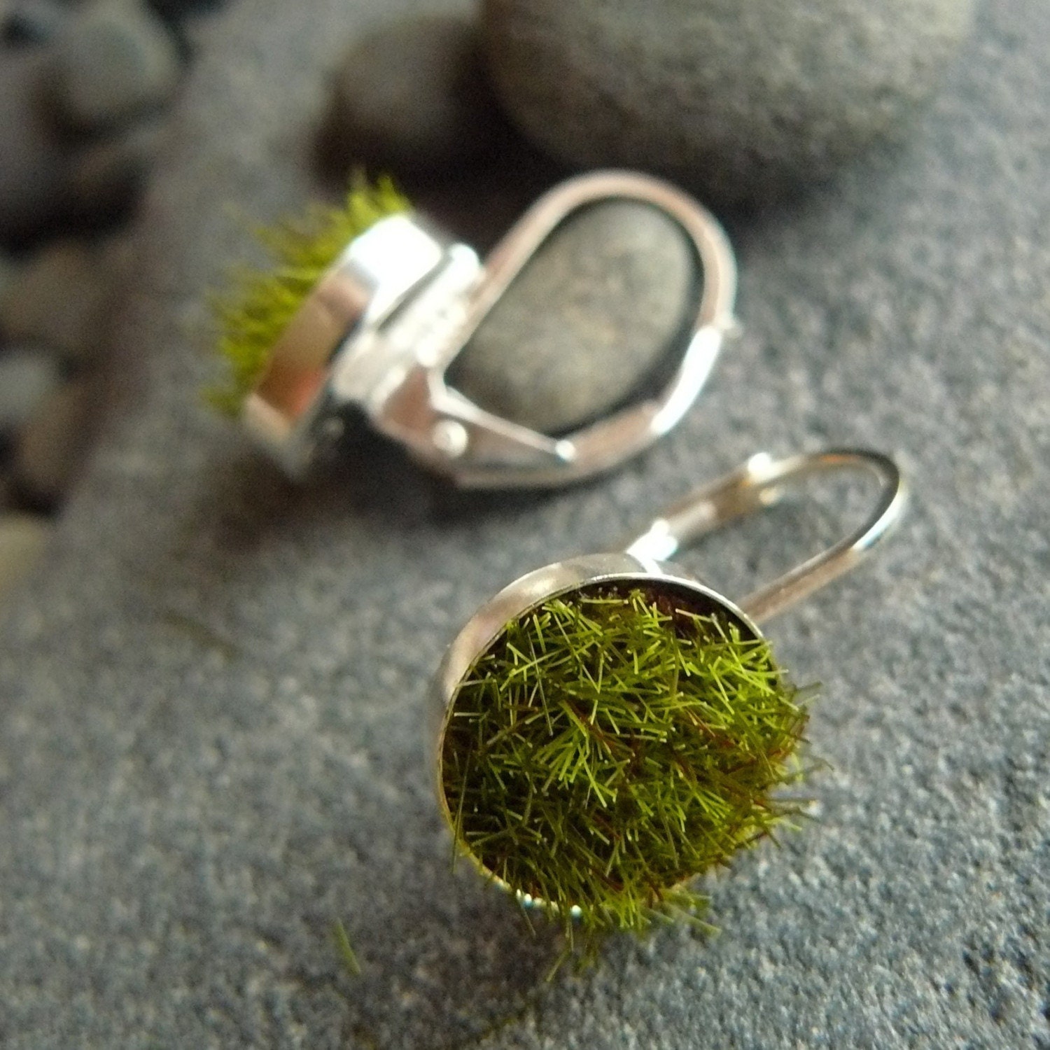 Gather Moss Earrings Medium - Etsy