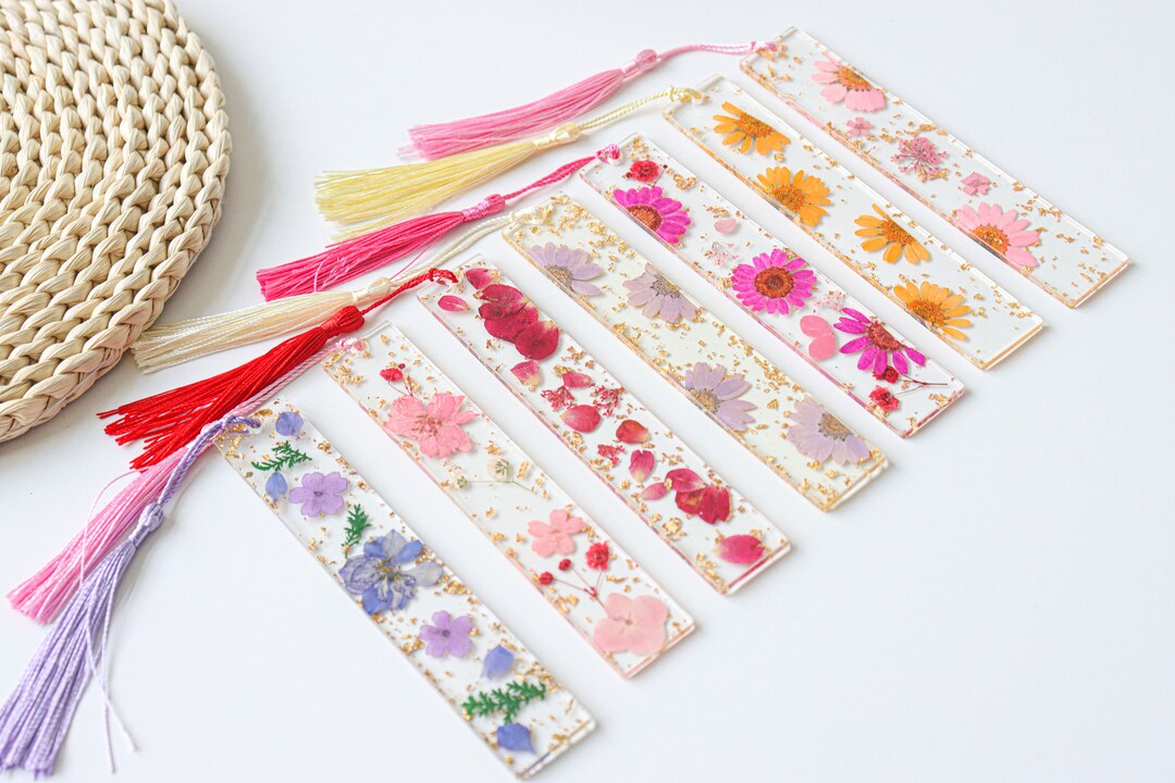 Customized Embossed Resin Bookmarks, Real Flower Gold Foil Resin ...