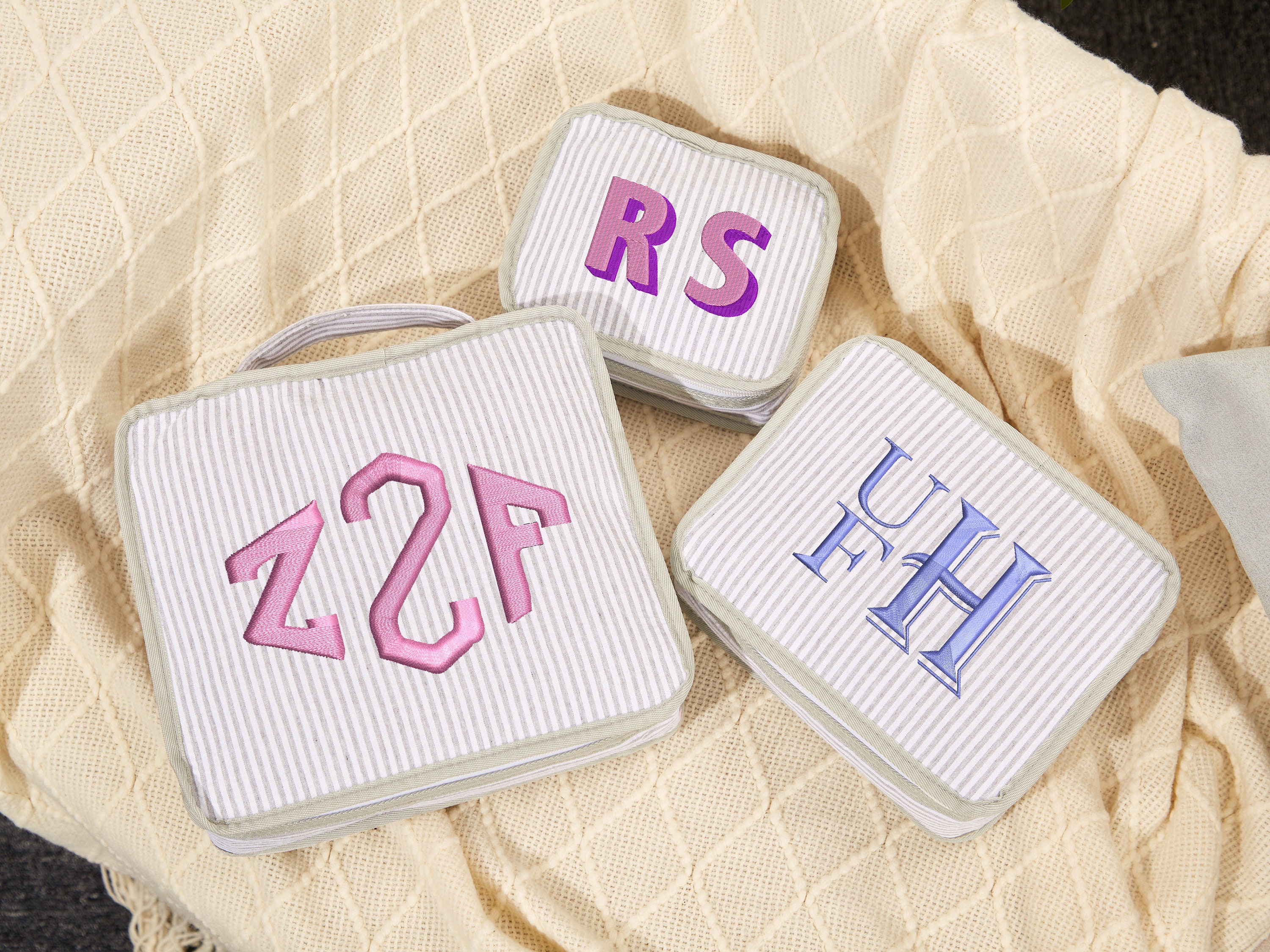 Personalized Nylon Packing Cube Embroidered Packing Pouches Organized ...