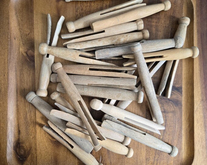 24 Wood Peg Clothespins - Vintage Laundry Farmhouse Decor Crafting - Etsy