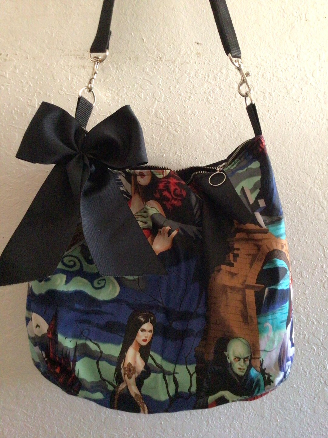 Horror Movie Dracula Vampire Witch Large Shoulder Across Body Handbag ...
