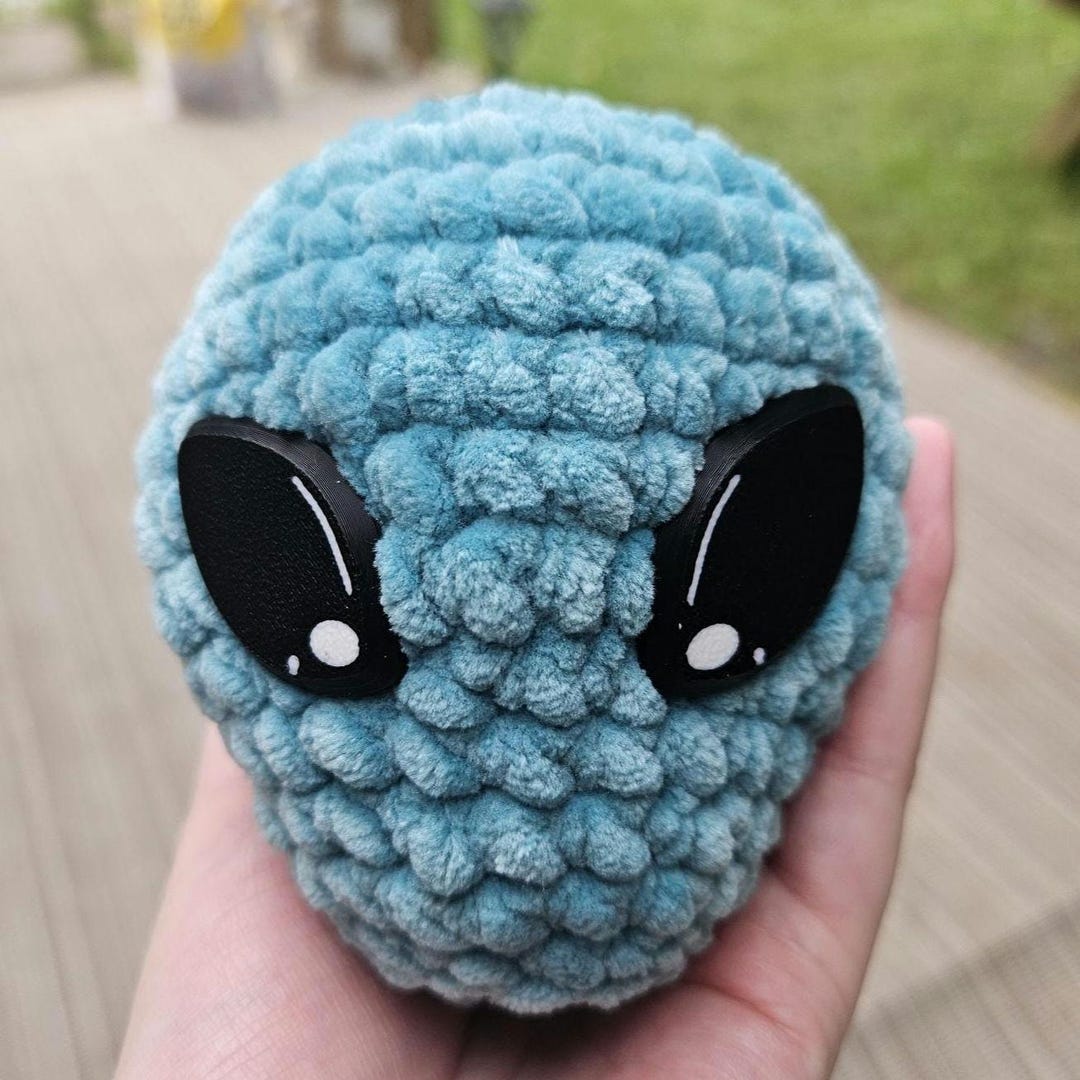 Bonus!! 2 Extra Eyes!! Alien Shaped Eyes for Darbyscrojomojo ALIEN ...