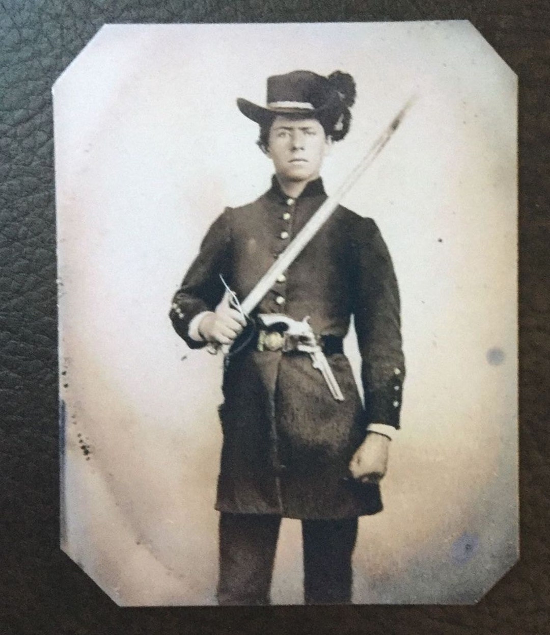 Civil War CONFEDERATE SOLDIER HARDEE Hat Revolver Saber Tintype C738np ...