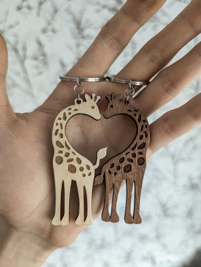 Cute Giraffe Keychains Wooden Matching Key Ring Set for BFF, Friend ...