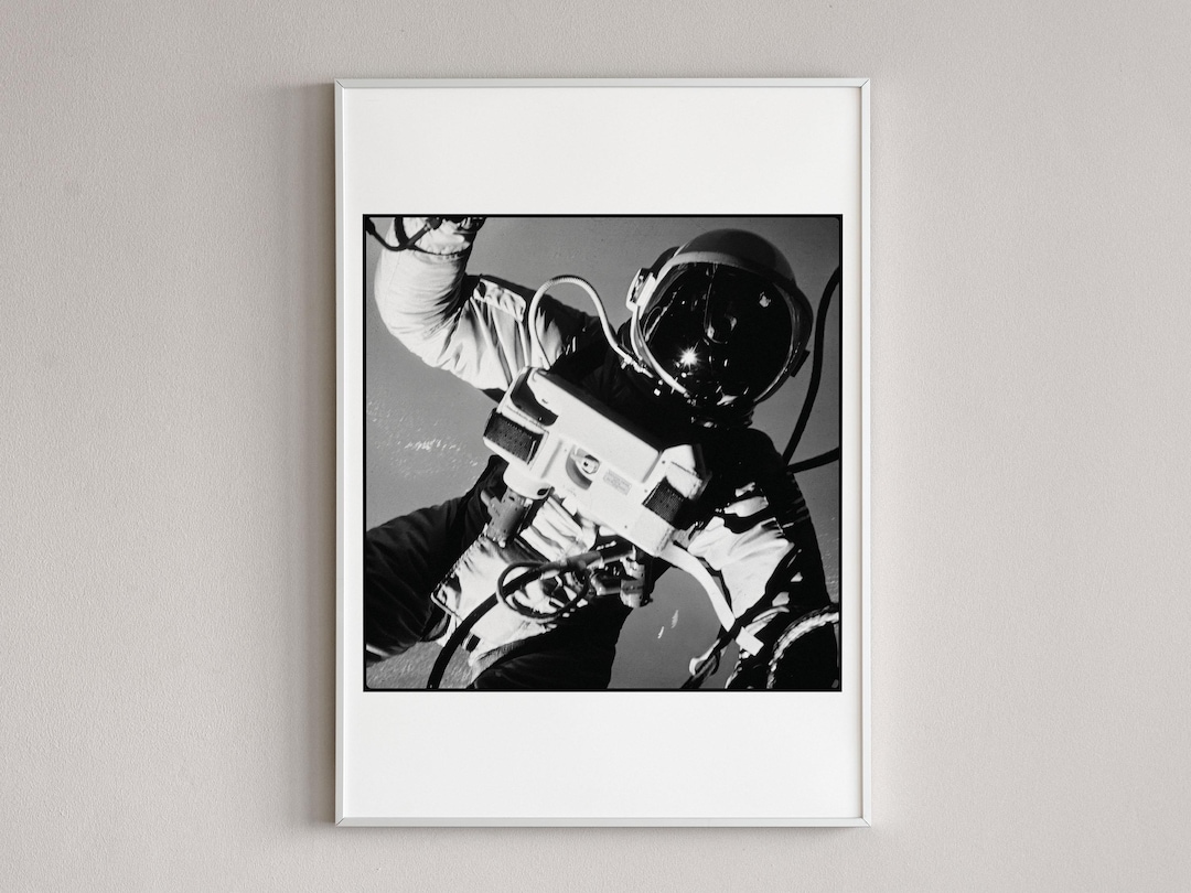 Astronaut Spacewalk Art, Edward White, Vintage Astronaut Poster, NASA ...
