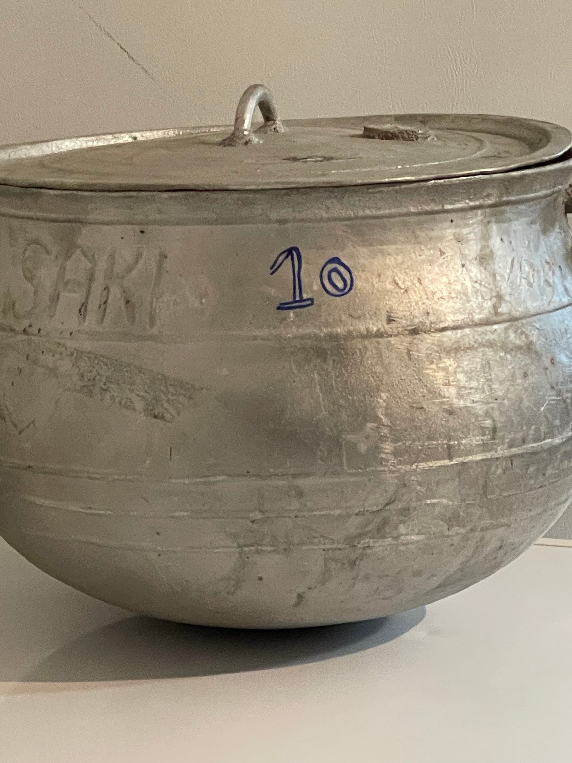 African Iron Pot( Saki Pot) and Spoon - Etsy