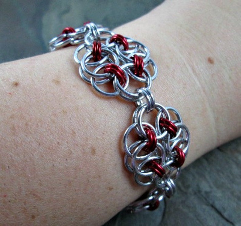 Chainmaille Bracelet Helm Weave Red and Silver Chainmail - Etsy
