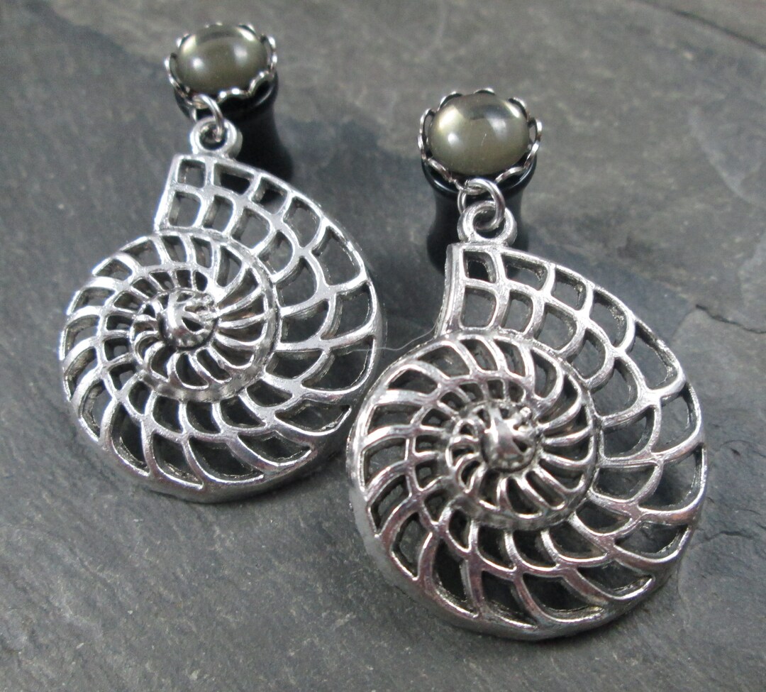 Nautilus Shell Dangle Plugs, Gauged Earrings, Alternative Wedding - Etsy