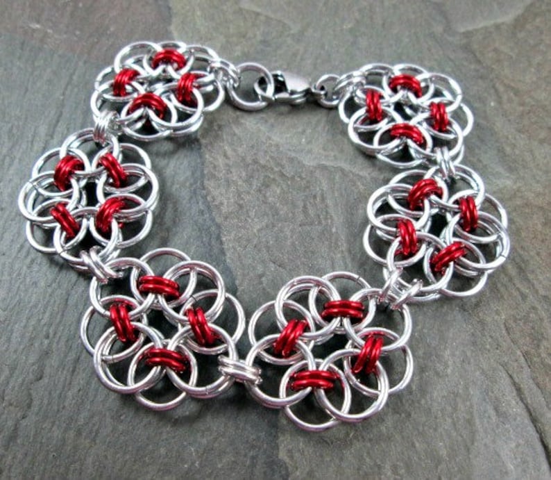 Chainmaille Bracelet Helm Weave Red and Silver Chainmail - Etsy