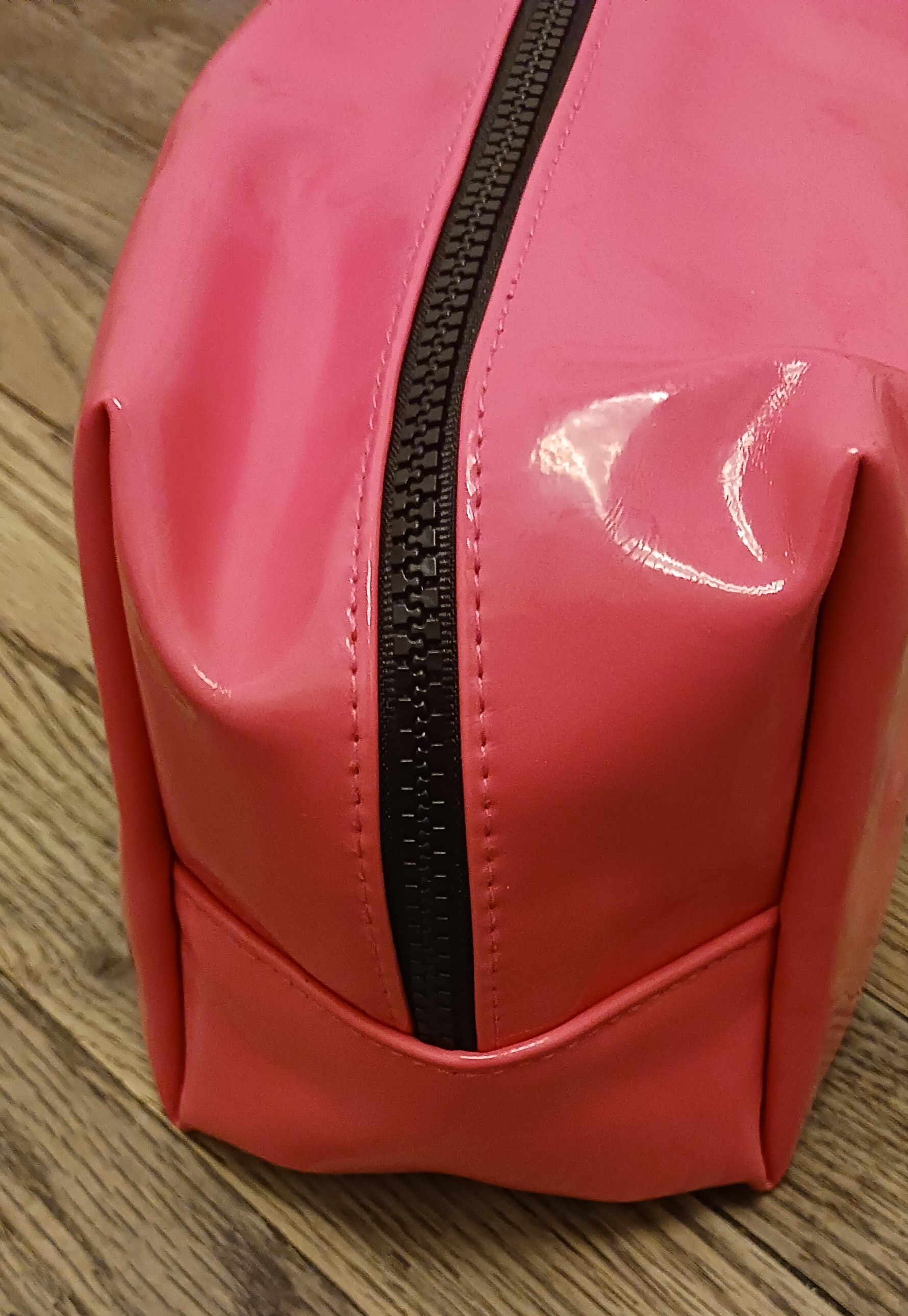 PINK LOGO, Hot Pink, Hot Petals Beauty Makeup Bag Victoria's Secret ...