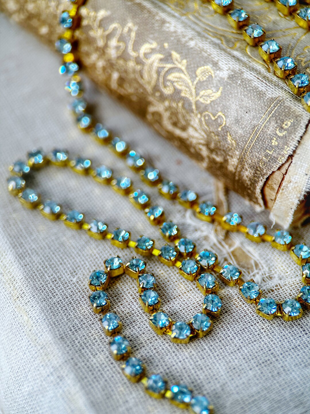 Gorgeous 24pp Vintage Crystal Cup Chain, Aquamarine Swarovski Crystal 3 ...