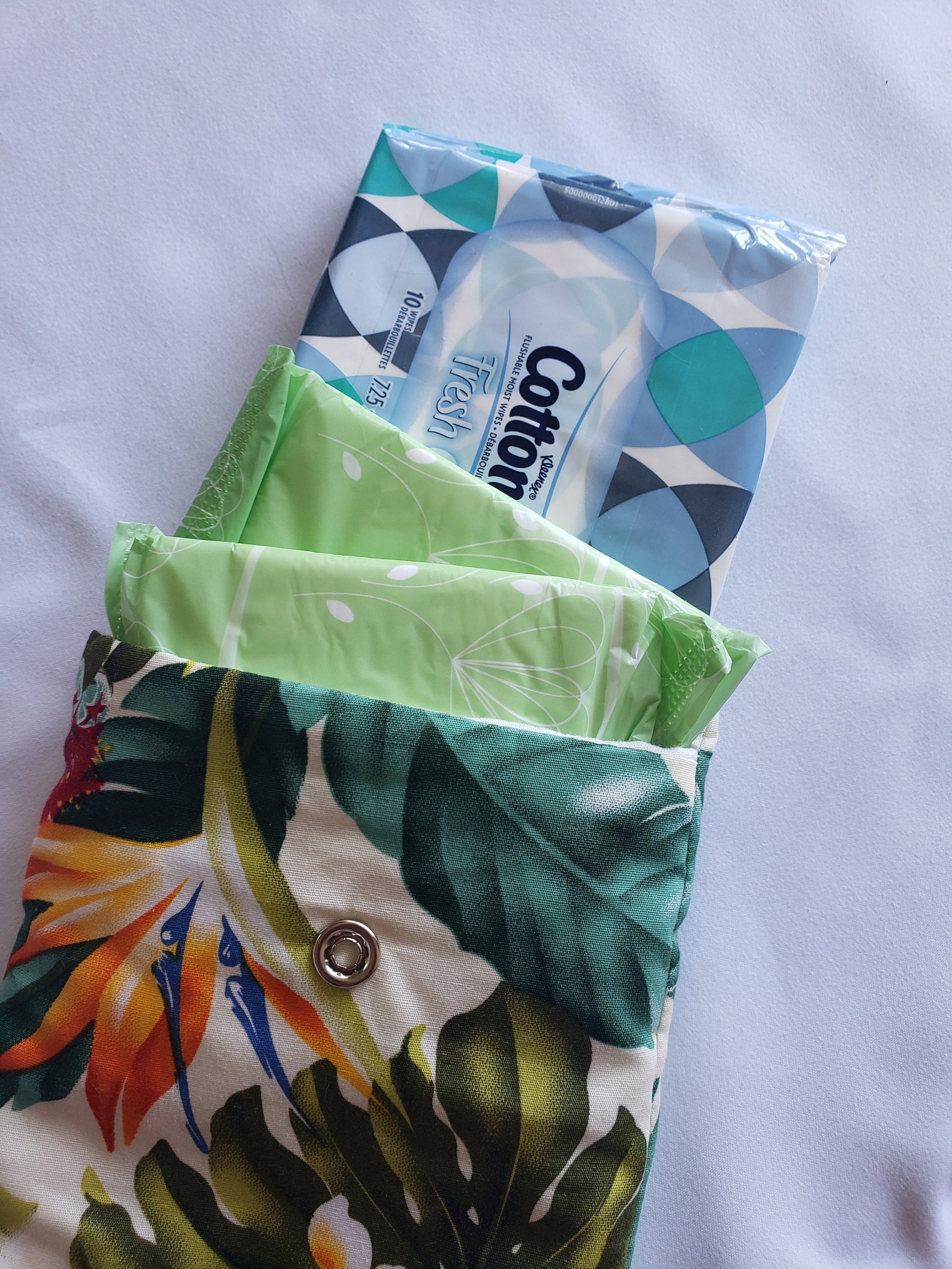 Discreet, Privacy, Feminine Hygiene Sanitary Pouch, Bag in Asian ...