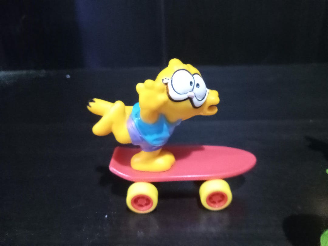 Vintage 1980s Garfield Riding Red Skateboard 1.5in Toy. - Etsy