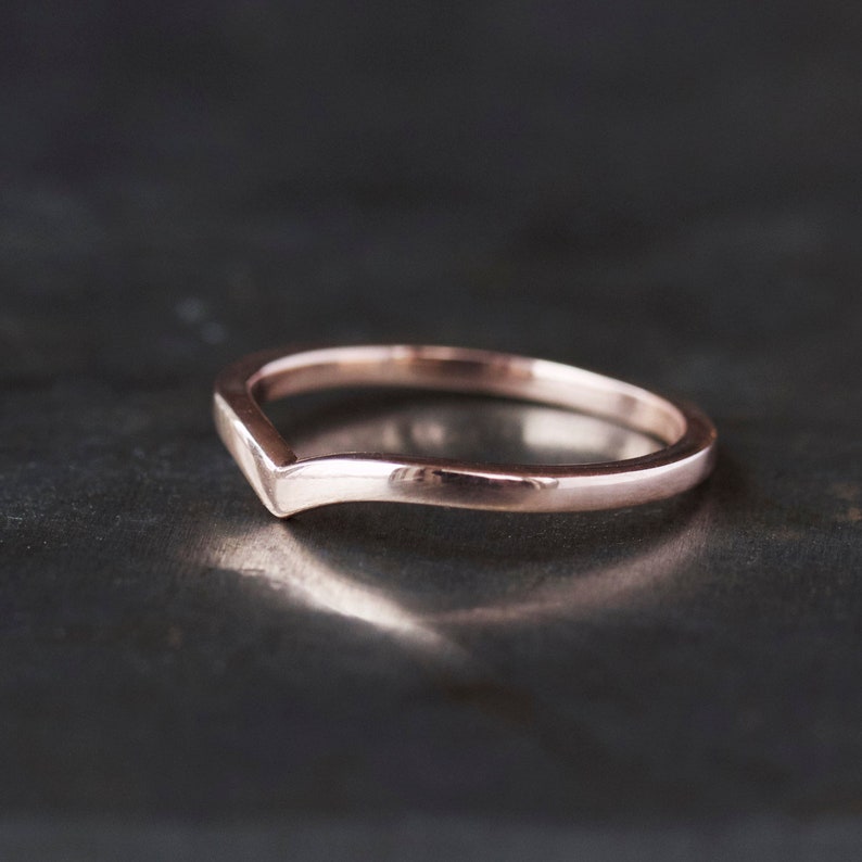 Chevron Wedding Band Solid 14k Gold Contour Ring Stacking - Etsy