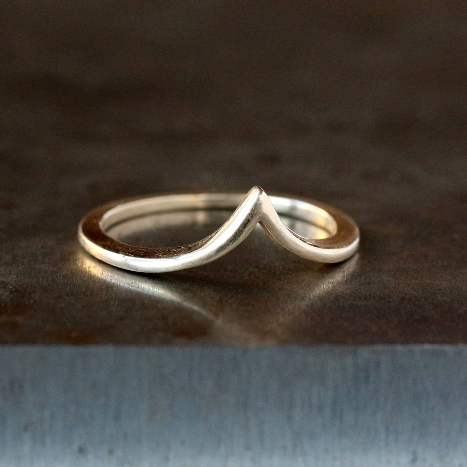 Gold Point Ring Deep V Chevron 14k Gold Band Stacking | Etsy