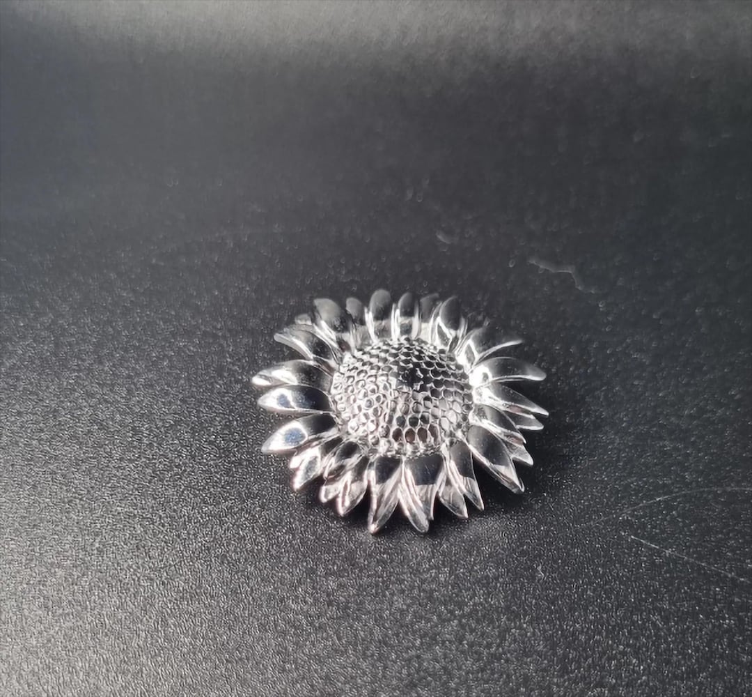 Cute Silver Sunflower Brooch Pin | Flower Nature-inspired Brooch Pin ...