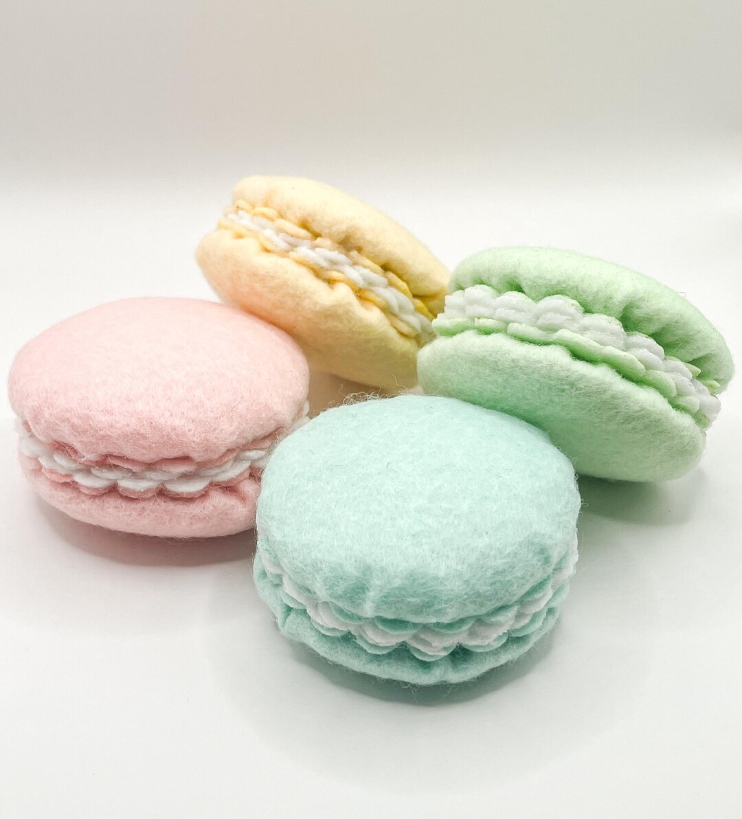 Felt Macarons/ Felt Play Food/ Pretend Play/ Play Kitchen/ Sensory Learning/ Unique Gifts ...