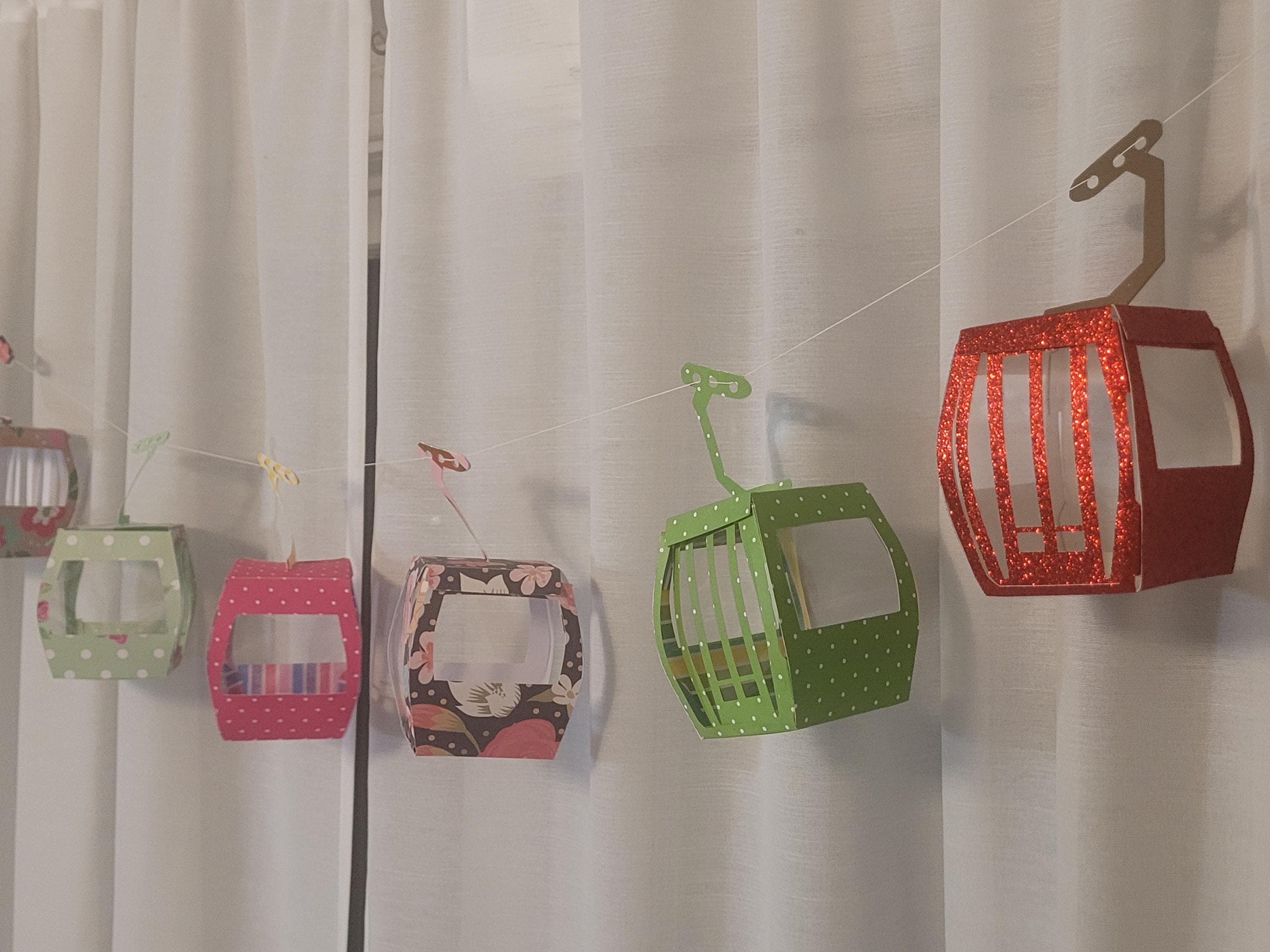Ski Gondola 3D Papercraft for Garlands or Ornaments - Etsy