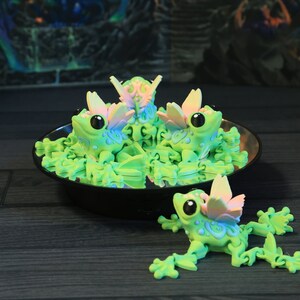 Flutter Frogs - Etsy