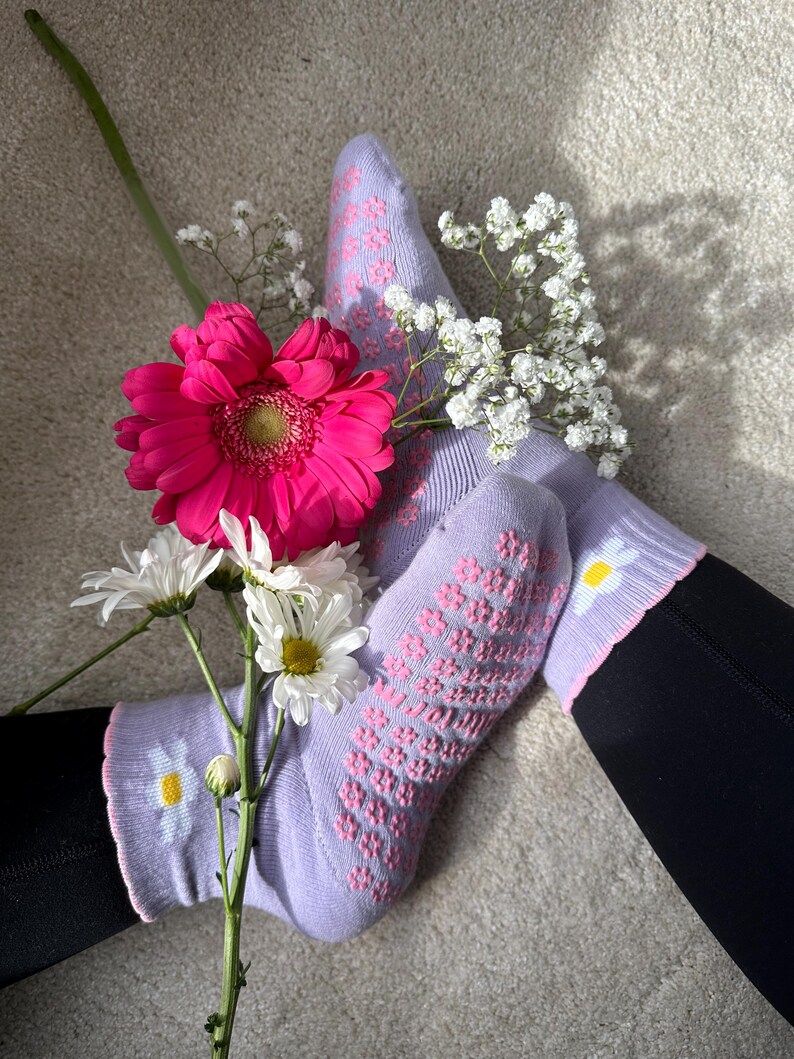 Lilac Daisy Pilates Sock - Etsy