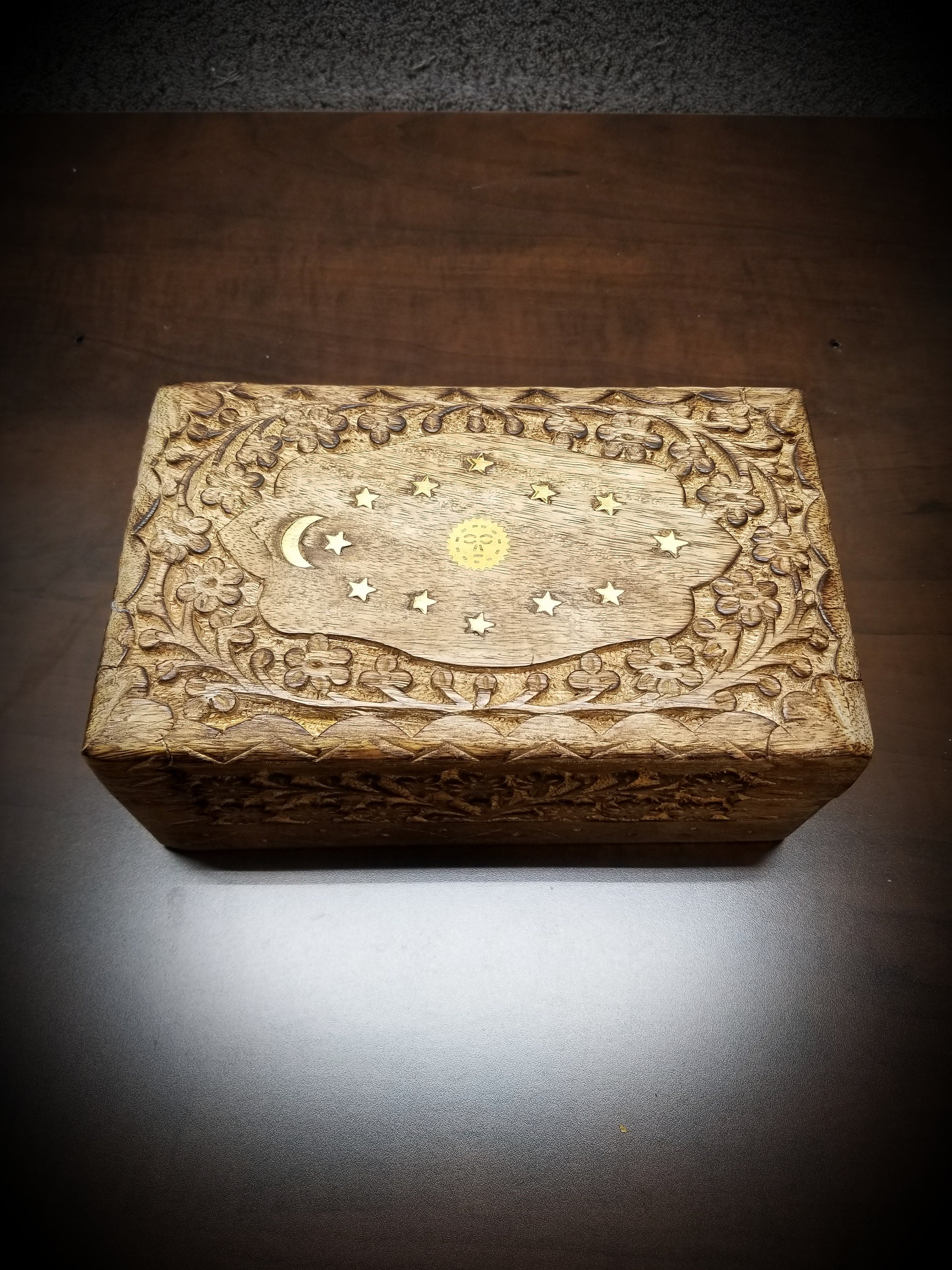 CELESTIAL SUN and MOON Carved Wood Nesting Boxes 3 Sizes - Etsy