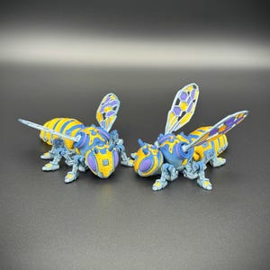 3D Printed Cyber Bee With Articulating Joints and Moving Wings - Flexi ...