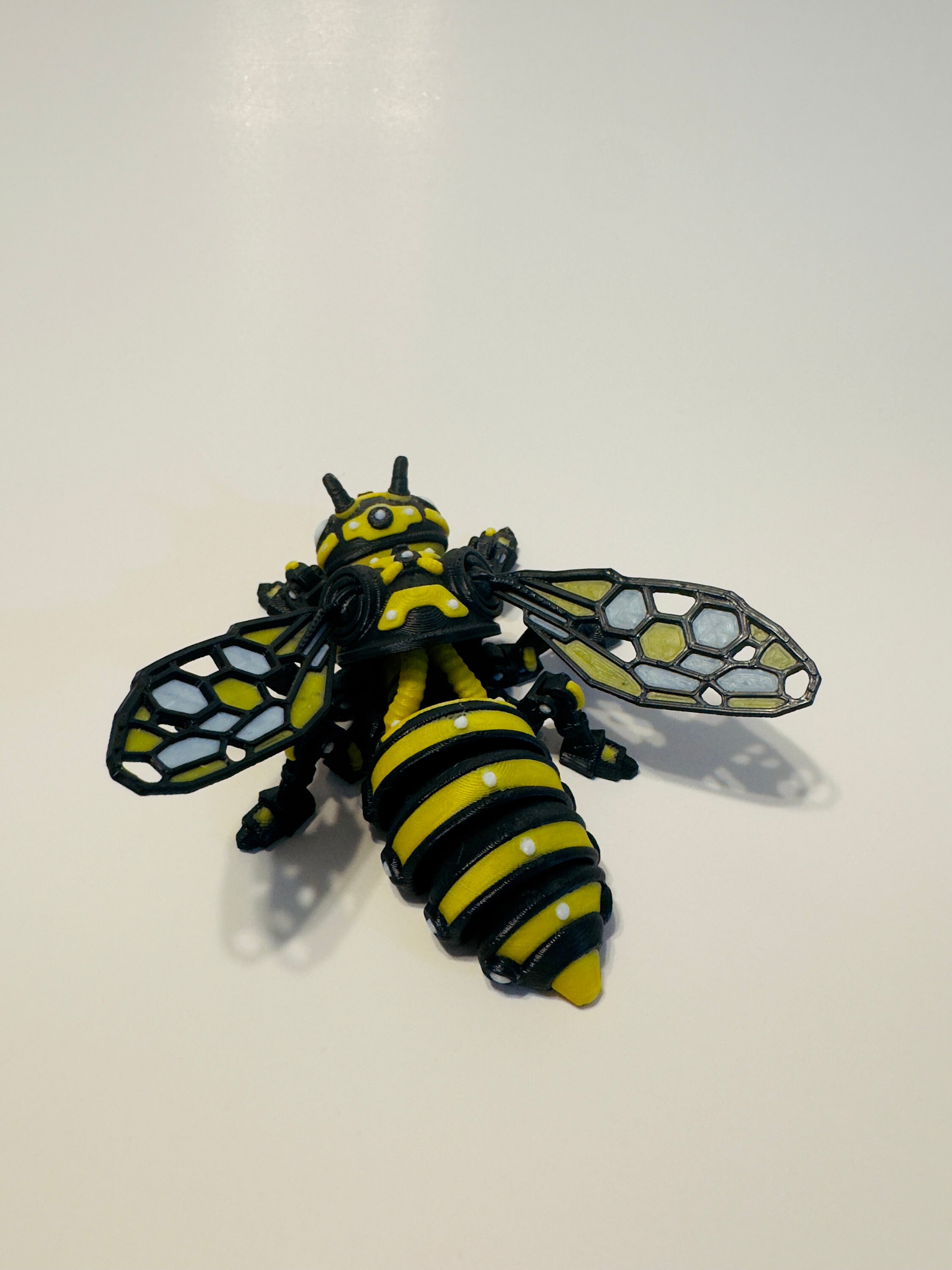 3D Printed Cyber Bee With Articulating Joints and Moving Wings Flexi ...