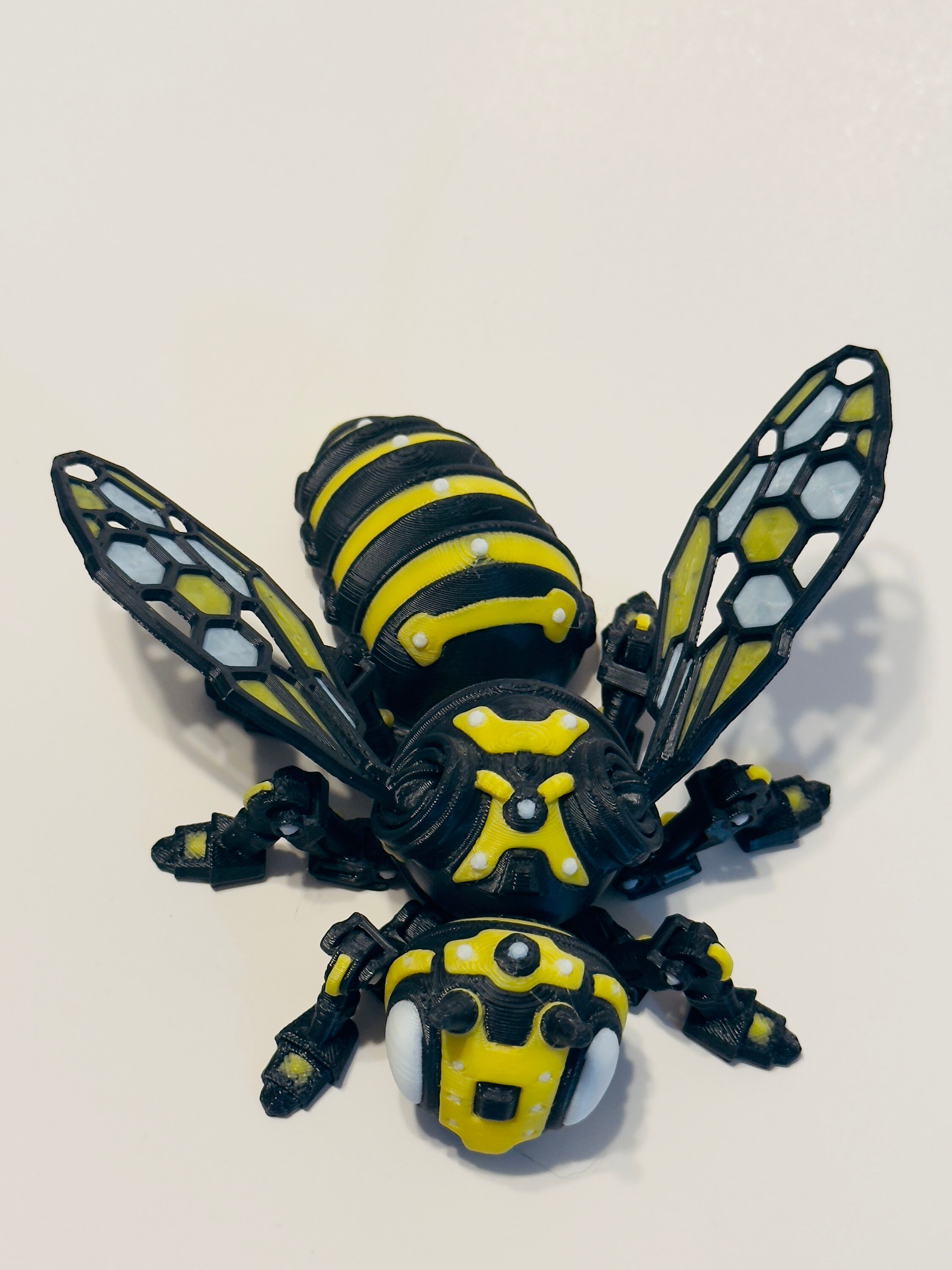 3D Printed Cyber Bee With Articulating Joints and Moving Wings Flexi ...