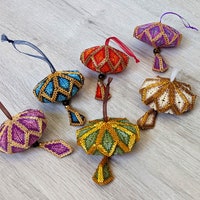 Christmas Pods - Etsy