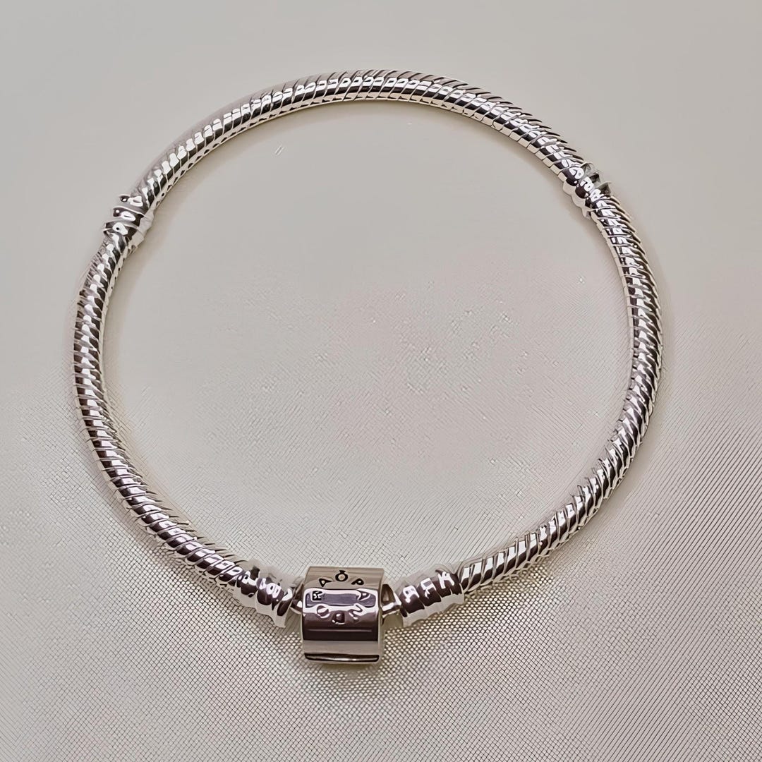 Brand New Pandora Moments Snake Chain Bracelet, S925 Silver Charm ...