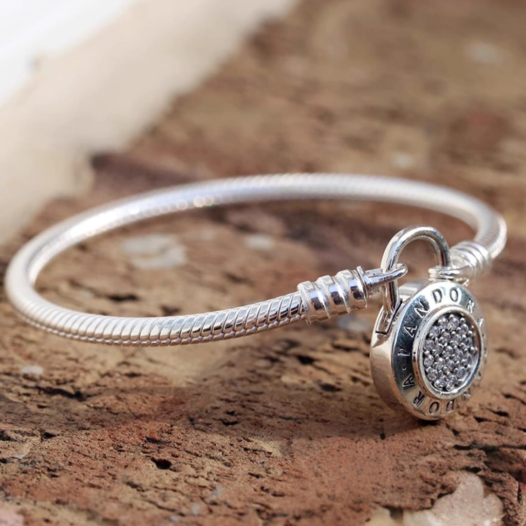 Pandora Moments Shining Crown O-shaped Snake Chain Bracelet, Simple ...