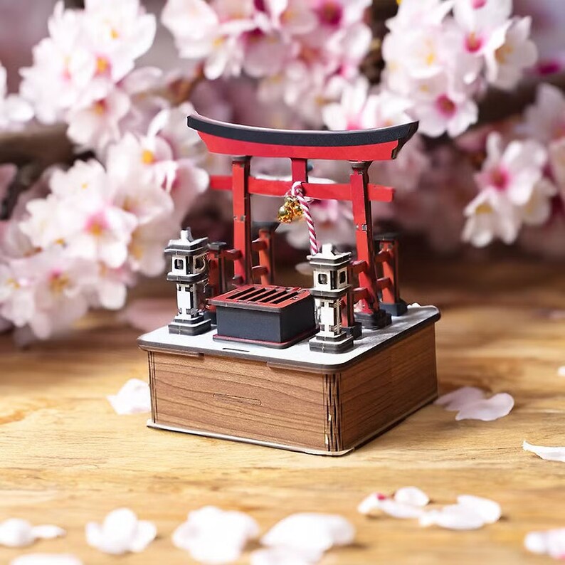 Japanese Money Box - Etsy