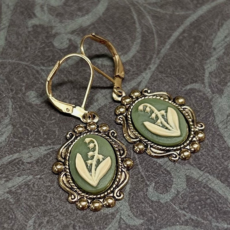 Green Cameo - Etsy